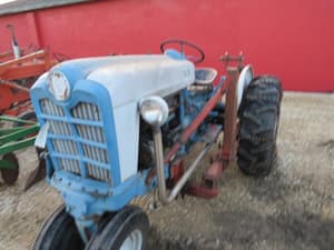 SOLD - Ford 3000 Lot No. 663 Tractors with 47 HP | Tractor Zoom