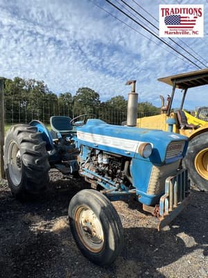 SOLD - Ford 3000 Lot No. 462 Tractors with 4,243 Hrs | Tractor Zoom