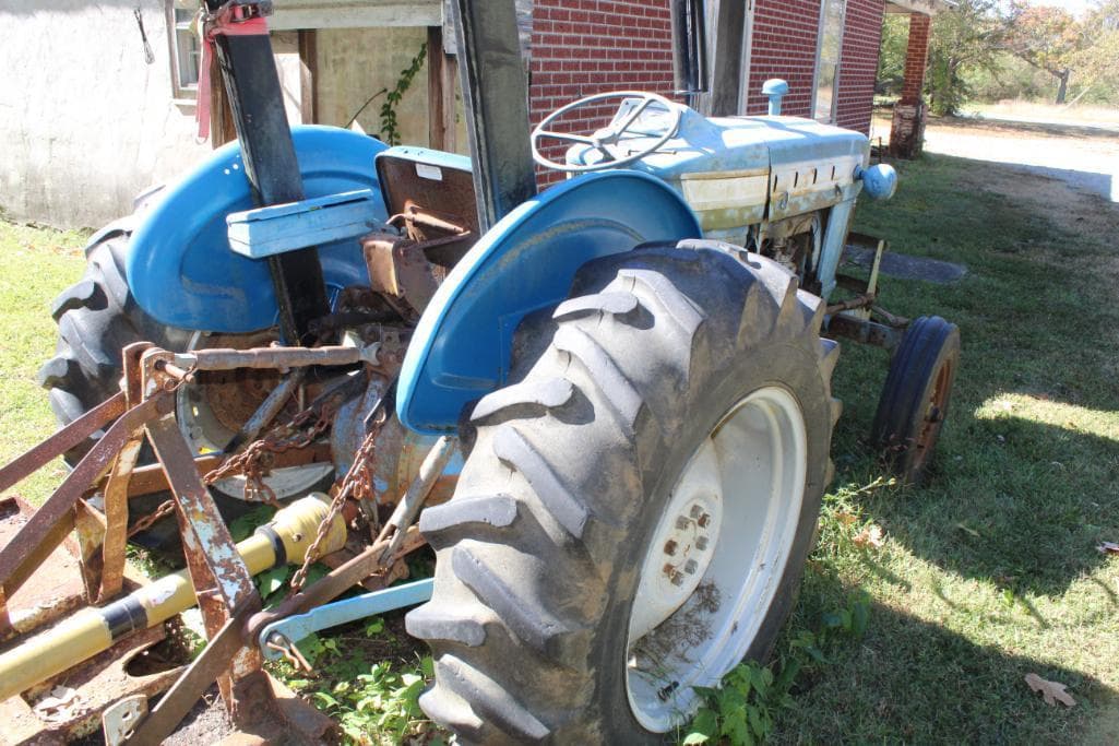 Tractor Zoom - Ford 3000