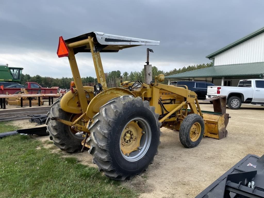 Tractor Zoom - Ford 3400