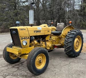 SOLD - Ford 340A Lot No. DQ7437 Tractors with 4,575 Hrs | Tractor Zoom