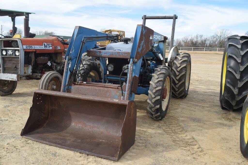 SOLD - Ford 3930 Tractors with 277 Hrs | Tractor Zoom