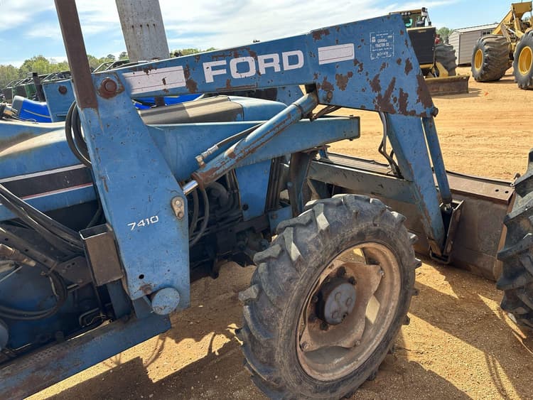 Ford 3930 Tractors 40 to 99 HP for Sale | Tractor Zoom