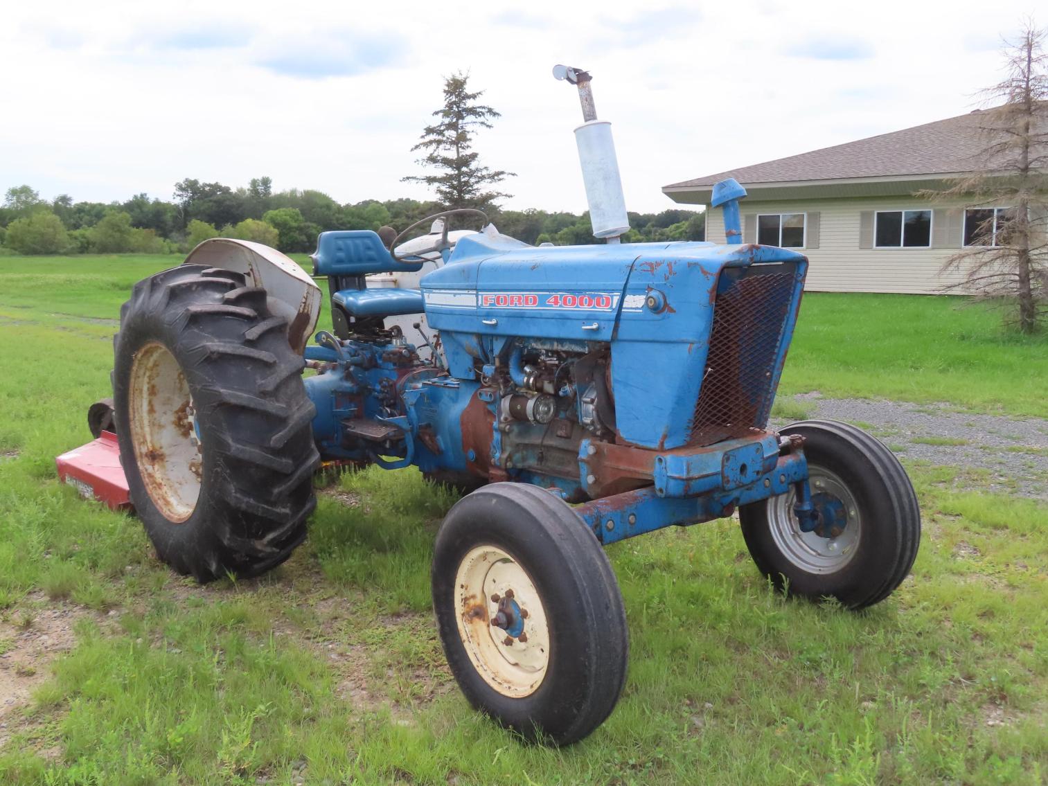 SOLD - Ford 4000 Tractors with 55 HP | Tractor Zoom