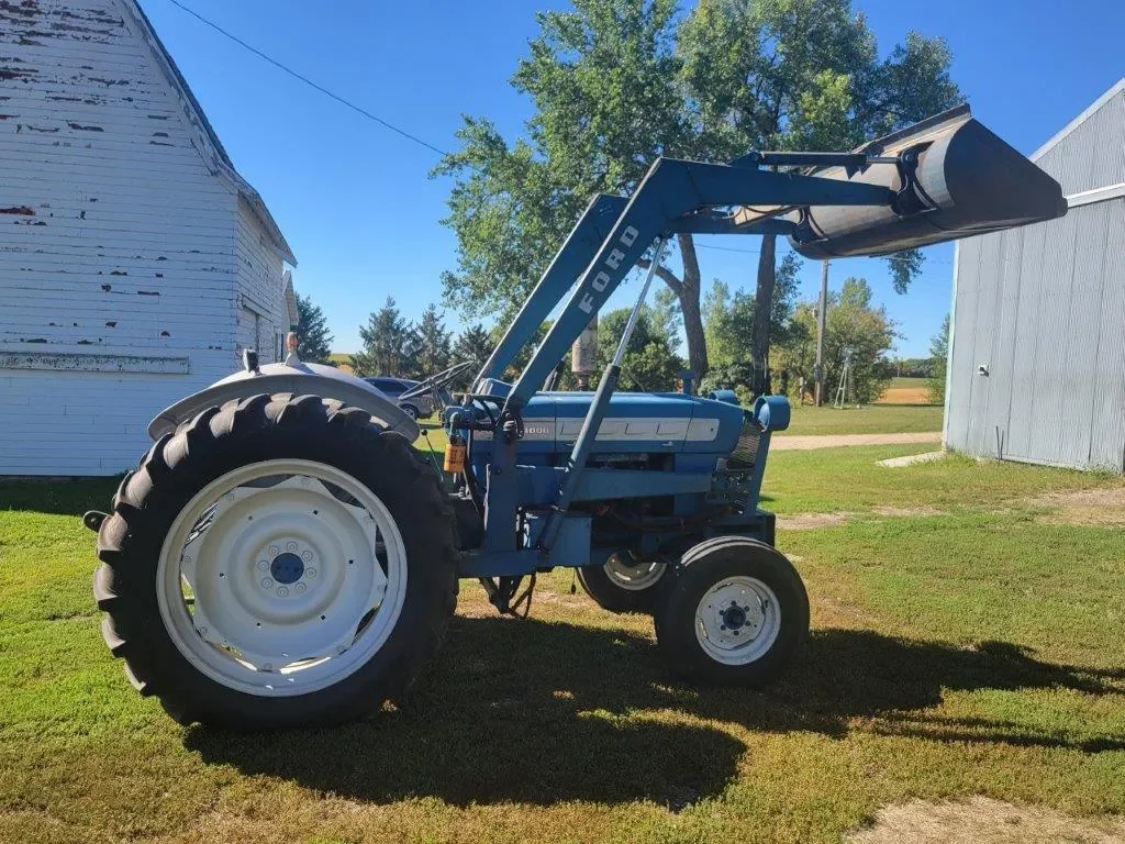 SOLD - Ford 4000 Tractors with 55 HP | Tractor Zoom