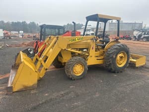 SOLD - Ford 445D Lot No. 2056 Construction with 4,694 Hrs | Tractor Zoom