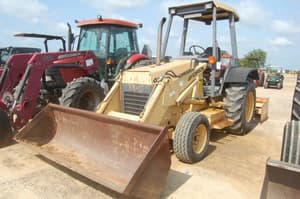 SOLD - Ford 455D Lot No. 6357 Construction with 2,297 Hrs | Tractor Zoom