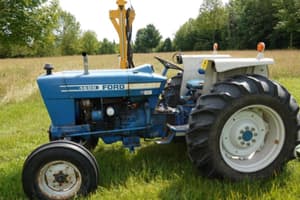 SOLD - Ford 4600 Tractors with 63 HP | Tractor Zoom