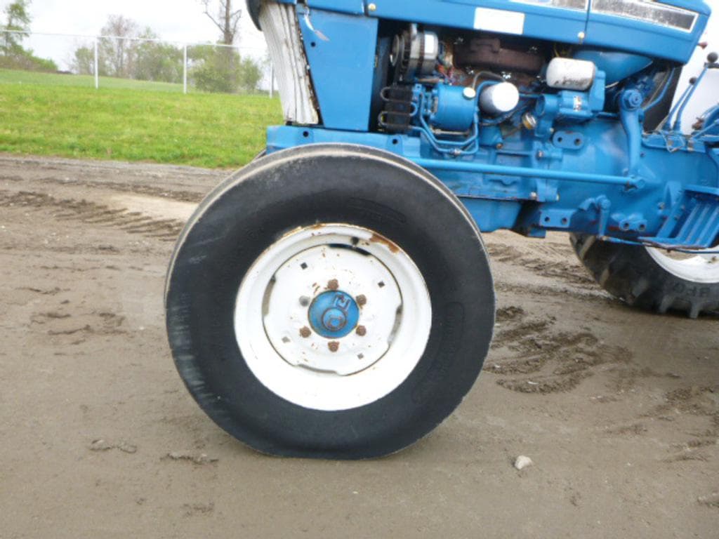 Ford 4610 Tractors 40 to 99 HP for Sale | Tractor Zoom