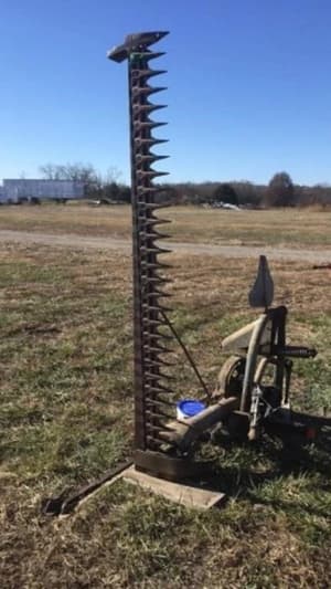 SOLD - Ford 501 Lot No. 64 Hay and Forage | Tractor Zoom