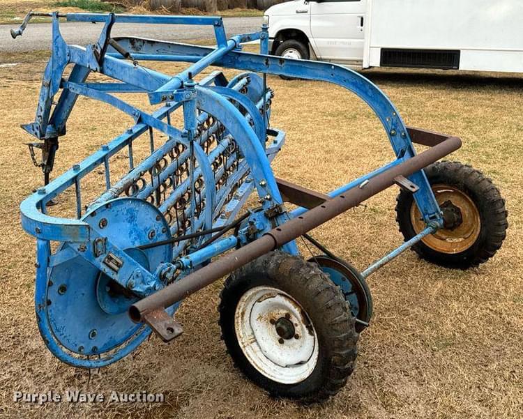 Ford 513 Hay and Forage Hay - Rakes/Tedders for Sale | Tractor Zoom