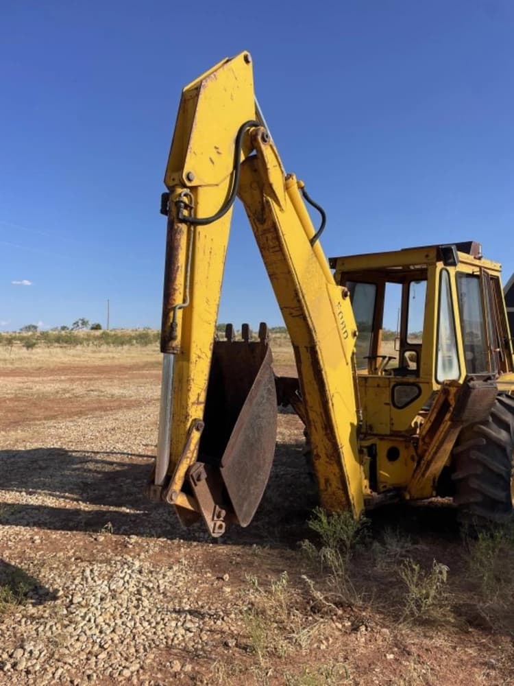Ford 535 Tractors 40 to 99 HP for Sale | Tractor Zoom
