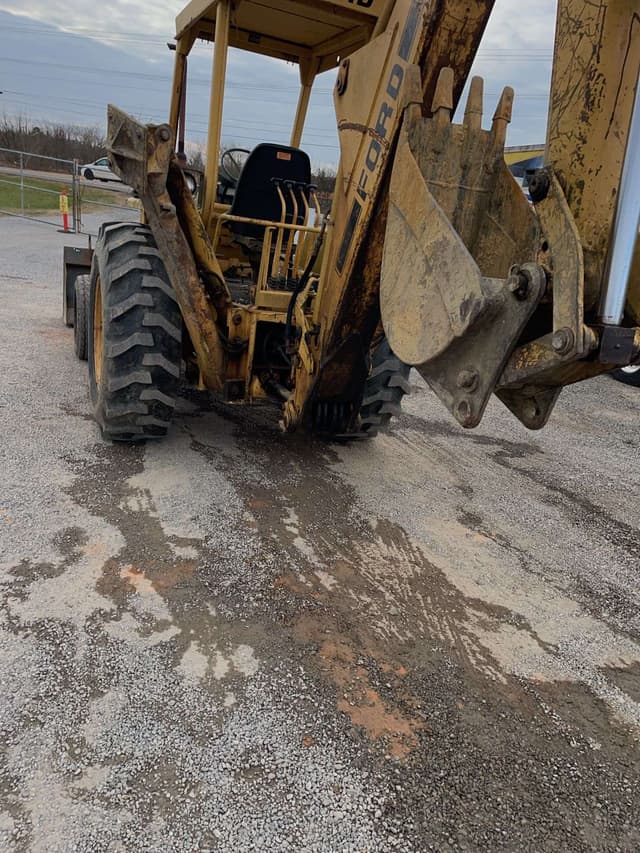 Ford 555B Lot No. 36659 Construction For Sale with --- Hrs | Tractor Zoom