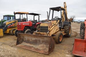 Ford 555D Lot No. 6959 Construction For Sale with 357 Hrs | Tractor Zoom