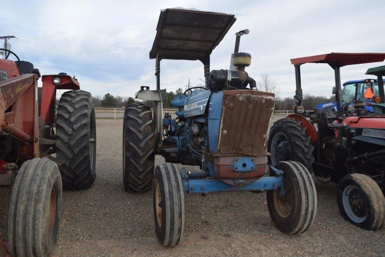 Ford 5900 Tractors 40 to 99 HP for Sale | Tractor Zoom