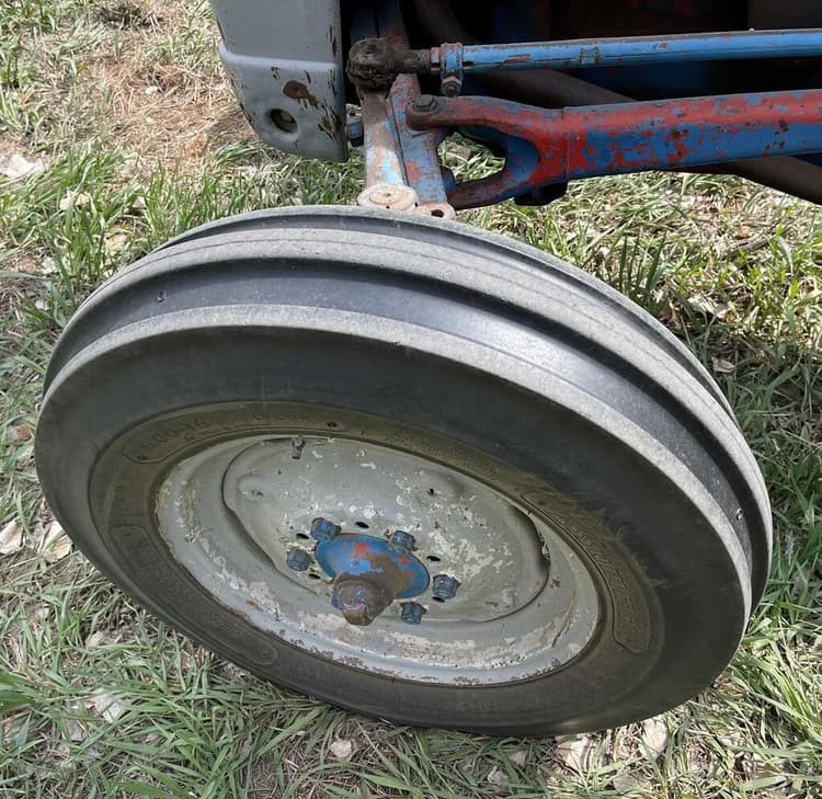 Ford 600 Tractors Less than 40 HP for Sale | Tractor Zoom