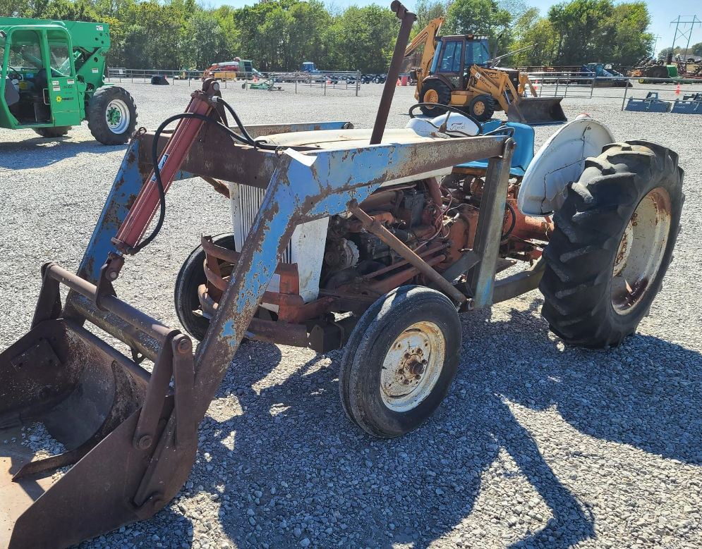 SOLD - Ford 601 Tractors with 48 HP | Tractor Zoom