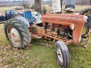 SOLD - FORD 601 SELECT O SPEED TRACTOR Tractors with 48 HP | Tractor Zoom