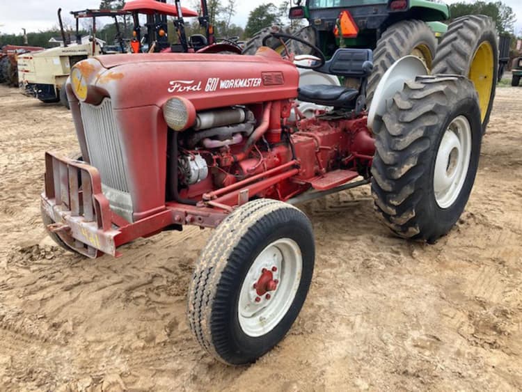 SOLD - Ford 601 Tractors 40 to 99 HP | Tractor Zoom