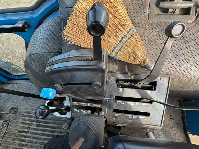 Ford 6610 Lot No. 36555 Tractors For Sale with 2,804 Hrs | Tractor Zoom