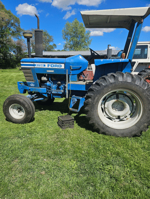 Ford 6700 Tractors For Sale with 5,060 Hrs | Tractor Zoom