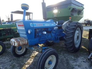 SOLD - Ford 7000 Lot No. 18171 Tractors with 910 Hrs | Tractor Zoom