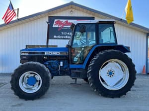 SOLD - Ford 7840 Tractor Tractors with 3,080 Hrs | Tractor Zoom
