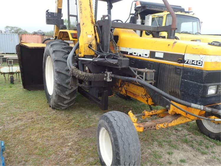 Ford 7840 Tractors 100 to 174 HP for Sale | Tractor Zoom