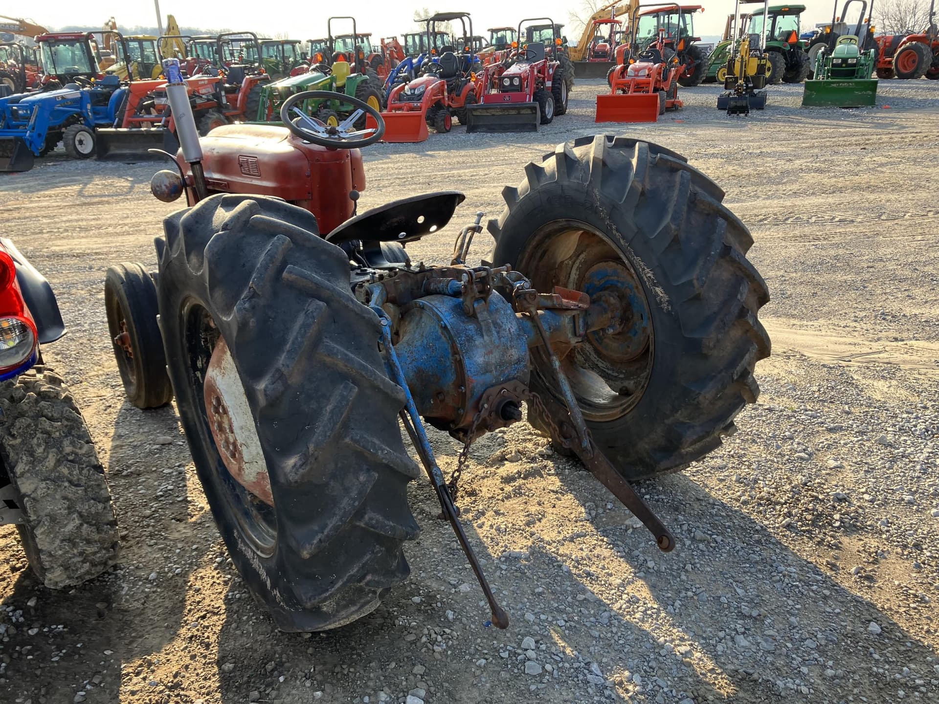 Ford 800 Tractors 40 to 99 HP for Sale | Tractor Zoom