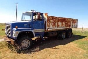 SOLD - Ford F-800 Lot No. 345 Other Equipment with --- mi | Tractor Zoom
