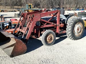 SOLD - Ford 800 Lot No. 542 Tractors with 44 HP | Tractor Zoom