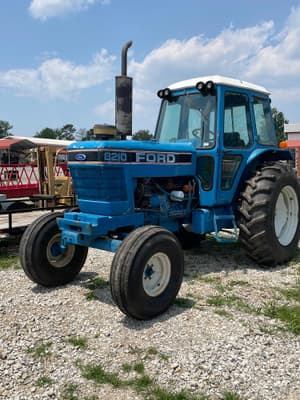 SOLD - FORD 8210 Tractors with 6,470 Hrs | Tractor Zoom