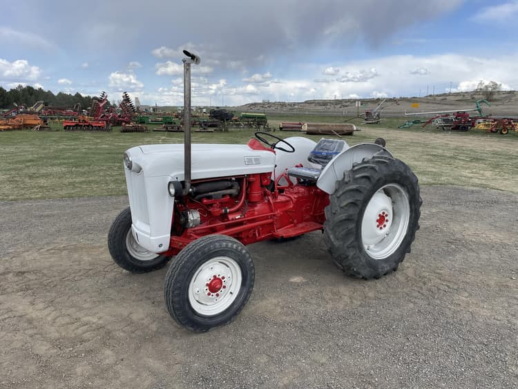 SOLD - Ford 850 Tractors 40 to 99 HP | Tractor Zoom