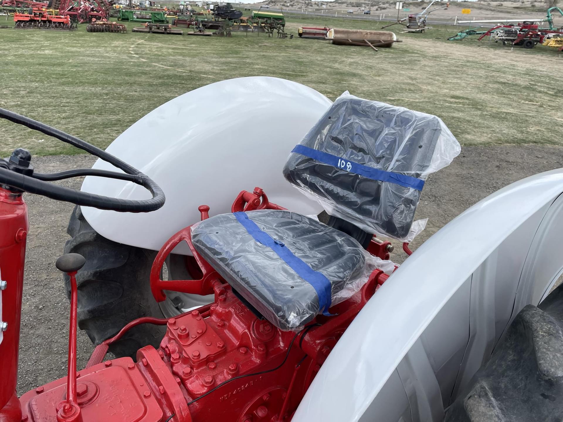 Ford 850 Tractors 40 to 99 HP for Sale | Tractor Zoom