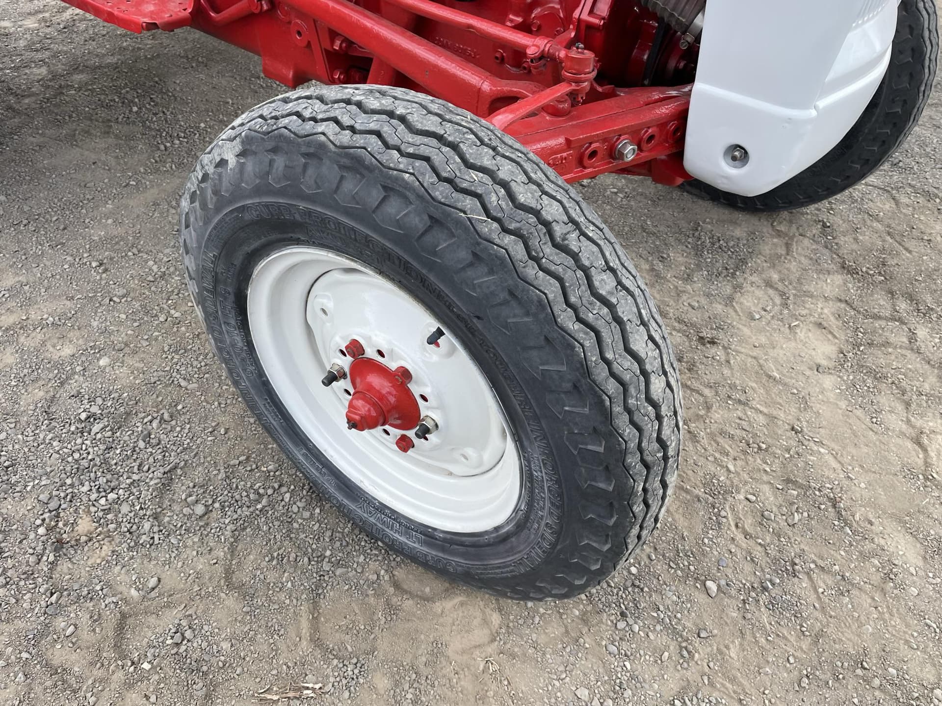 Ford 850 Tractors 40 to 99 HP for Sale | Tractor Zoom