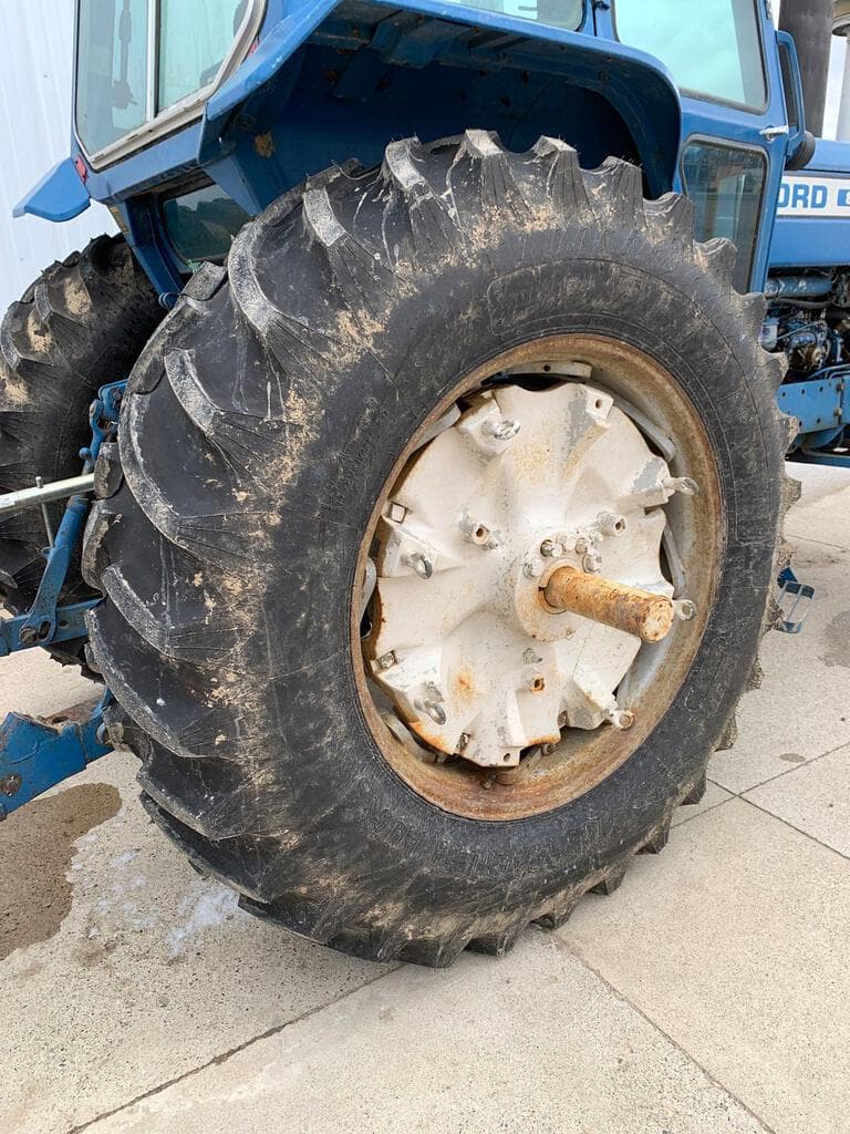 Ford 8700 Tractors 100 to 174 HP for Sale | Tractor Zoom