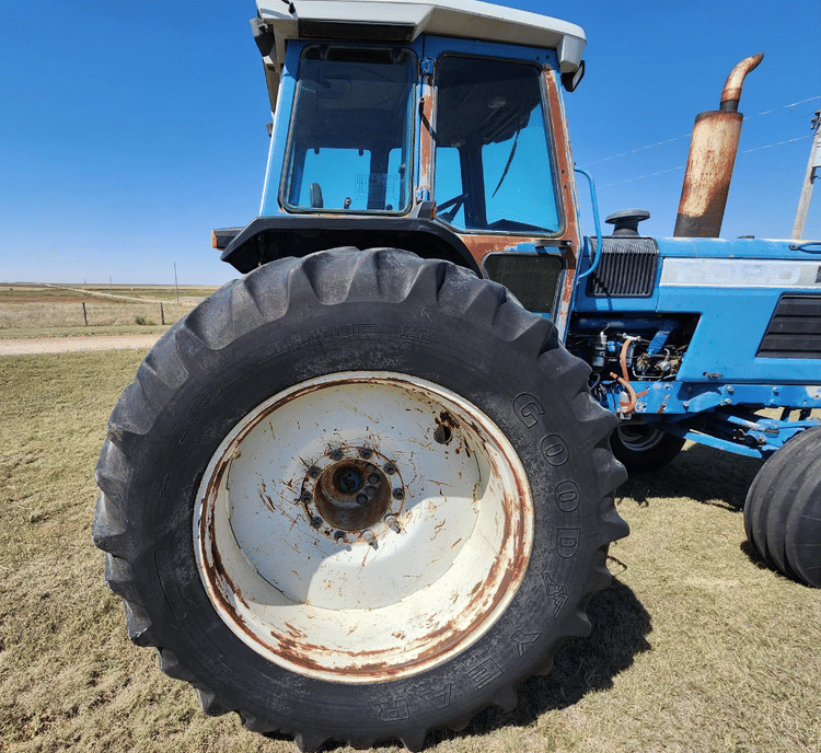 Ford 8730 Tractors 100 to 174 HP for Sale | Tractor Zoom