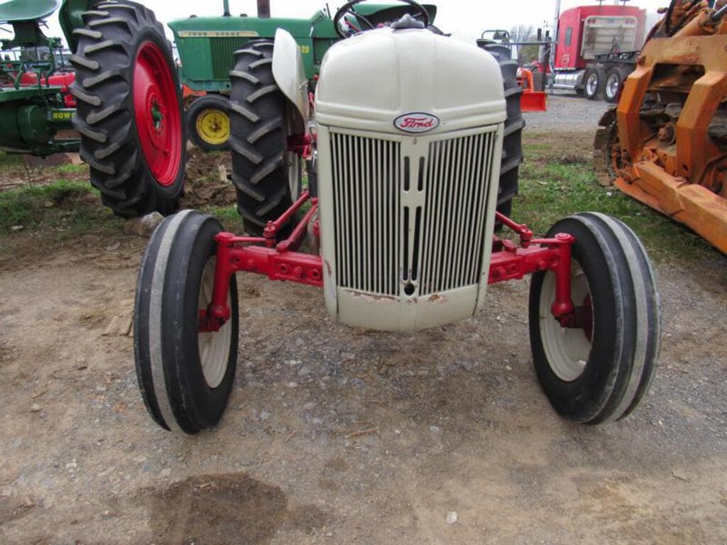 Tractor Zoom - Ford 8N