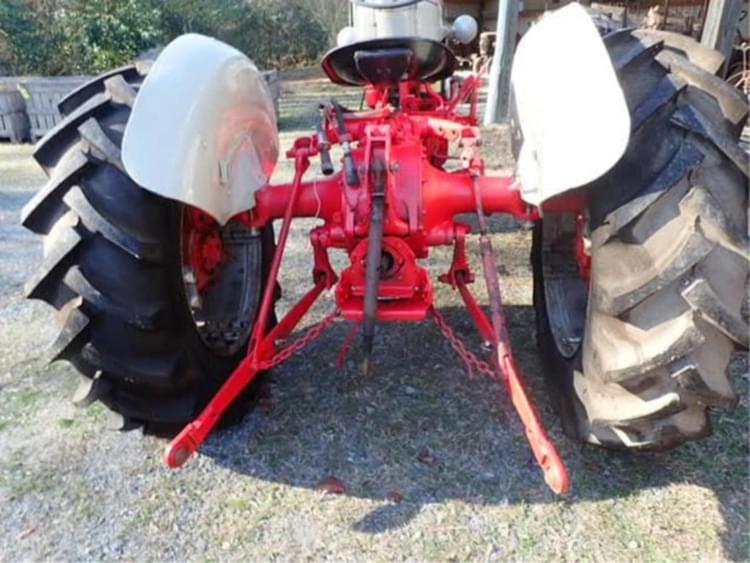 Ford 900 Tractors 40 to 99 HP for Sale | Tractor Zoom