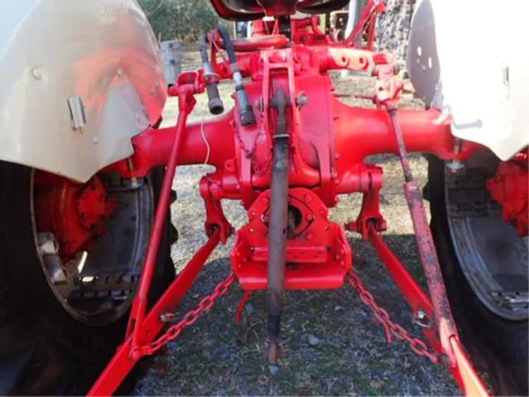 Ford 900 Tractors 40 to 99 HP for Sale | Tractor Zoom