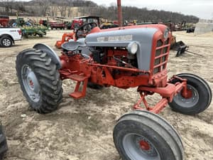 SOLD - FORD 901 Tractors with 684 Hrs | Tractor Zoom