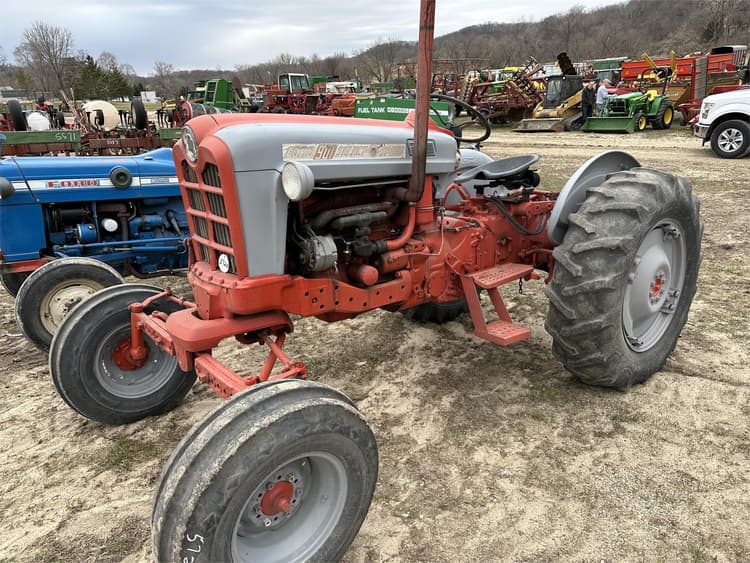 Ford 901 Tractors 40 to 99 HP for Sale | Tractor Zoom