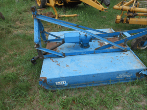 SOLD - Ford 901 Hay and Forage with 5 ft | Tractor Zoom