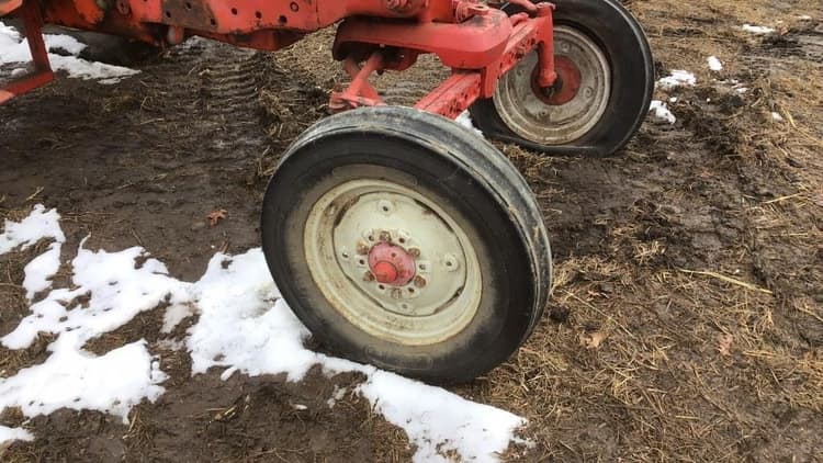 Ford 901 Tractors 40 to 99 HP for Sale | Tractor Zoom