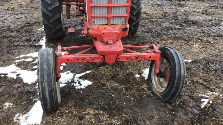 Ford 901 Tractors 40 to 99 HP for Sale | Tractor Zoom