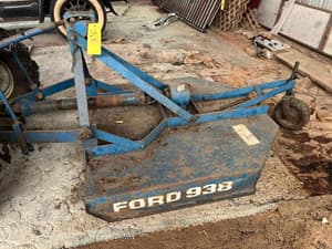 SOLD - Ford 938 Lot No. 3a Hay and Forage with 4 ft | Tractor Zoom