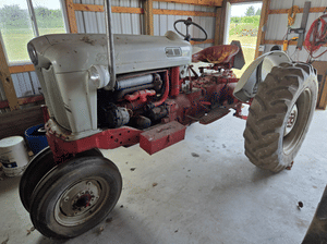SOLD - Ford 960 Tractors with 44 HP | Tractor Zoom