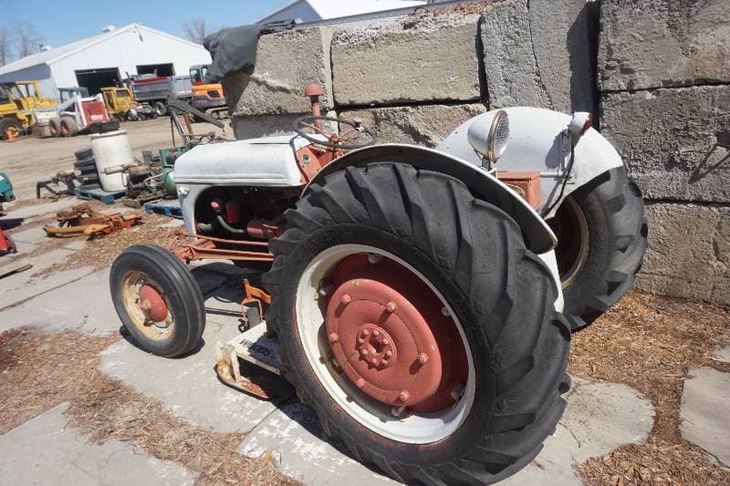 Ford 9N Tractors Less than 40 HP for Sale | Tractor Zoom
