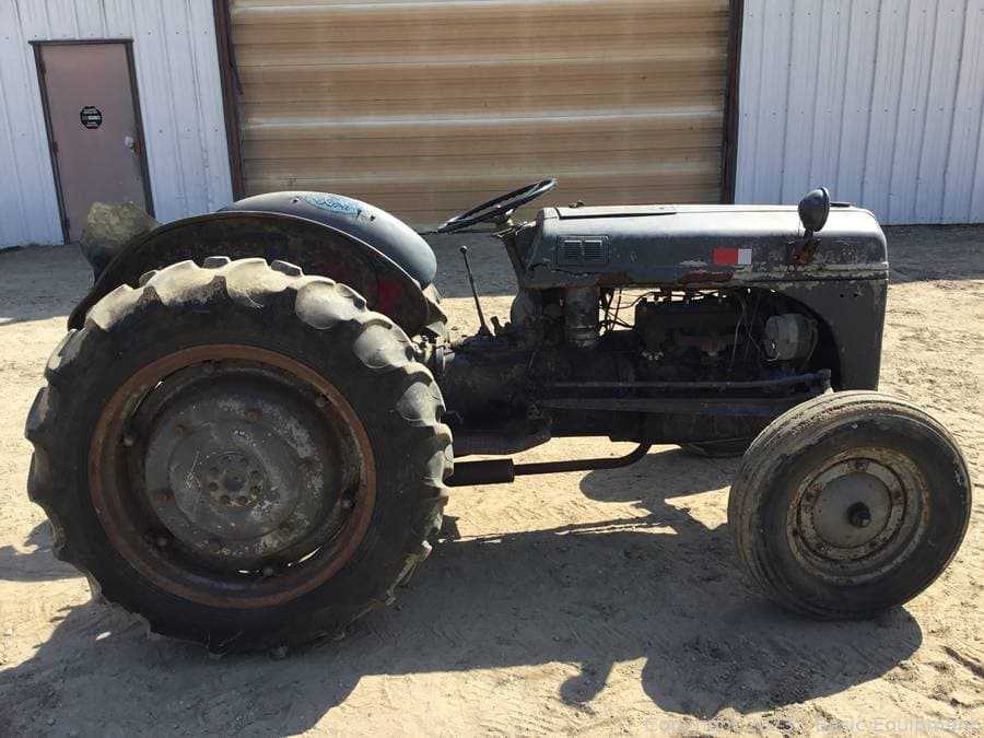 Ford 9N Tractors Less than 40 HP for Sale | Tractor Zoom