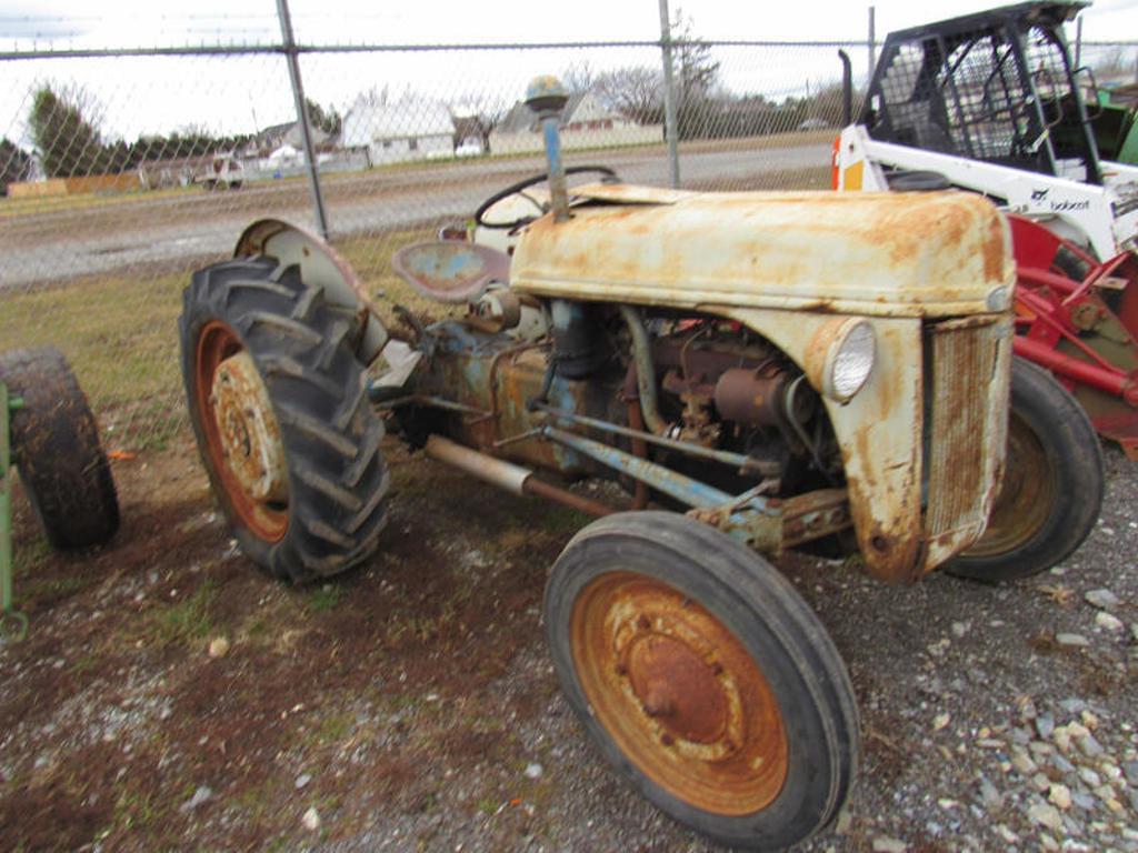Ford 9N Tractors Less than 40 HP for Sale | Tractor Zoom